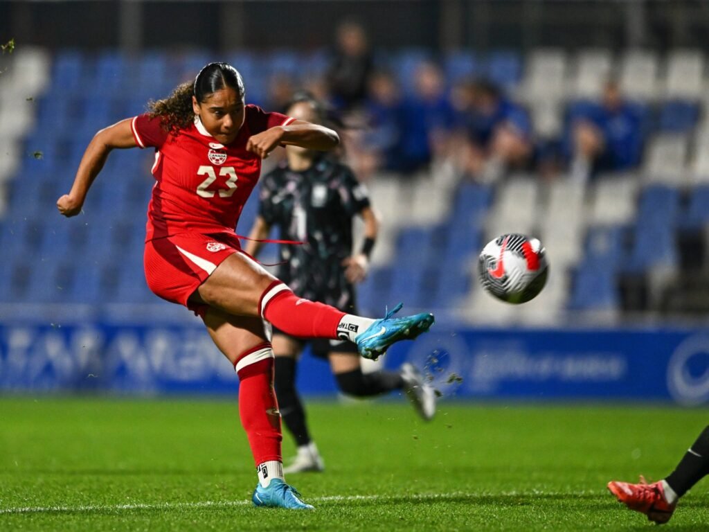 Arsenal verwelkomt Olivia Smith uit Canada voor recordbedrag in het ...